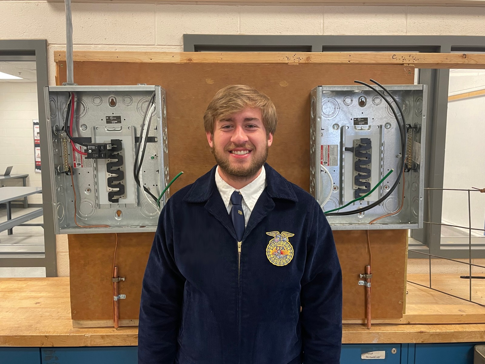 EJCHS Senior Brad Stringer Advances to State FFA Wiring Contest