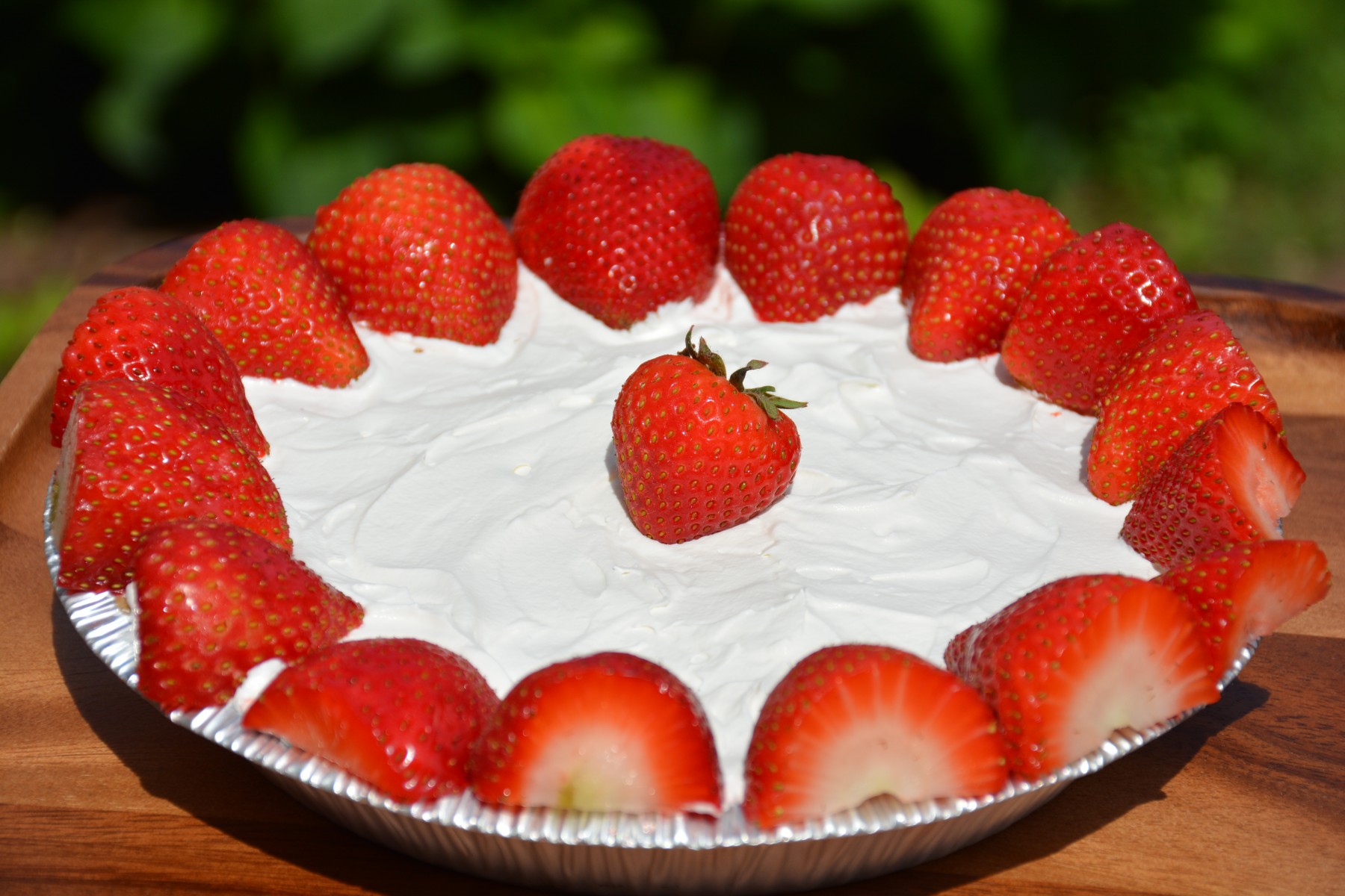 Cool Strawberry Pie