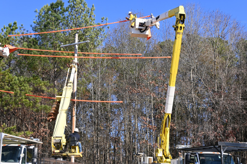 Jackson EMC Adds Live Line Simulator to Safety Program