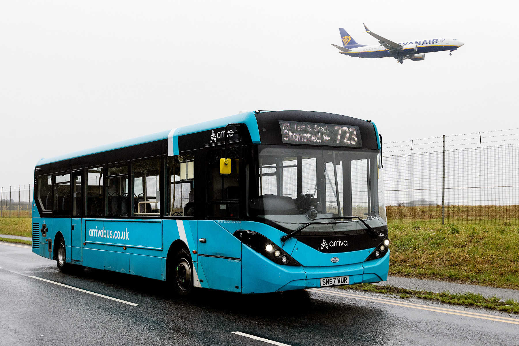 New express bus service launches between Harlow and London Stansted