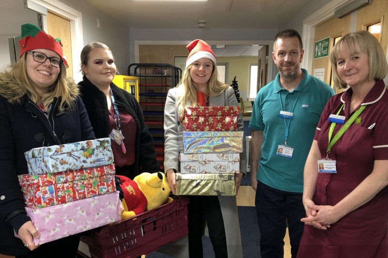 Airport volunteers lend a helping hand in the local community this ...