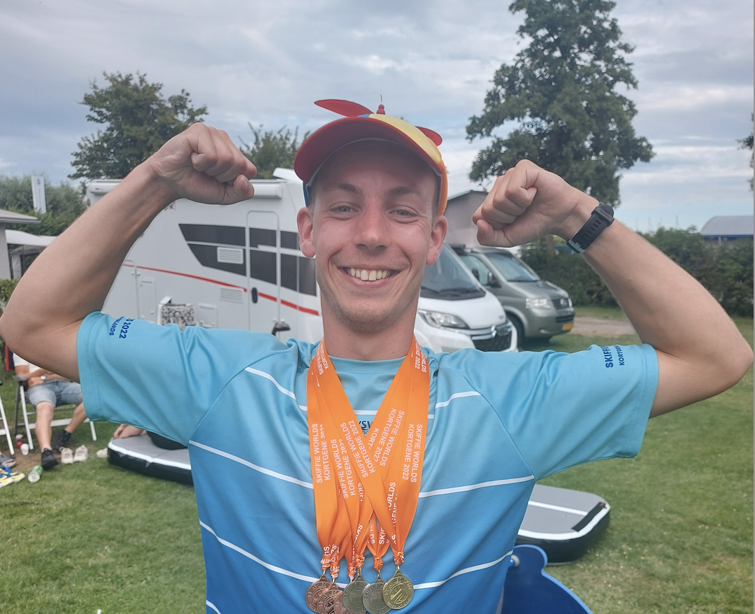 Onderscheiding voor sportieve student Tim: “Totaal overdonderd"