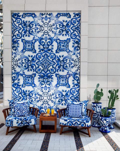 Ounass and Dolce&Gabbana Announce a Collaboration, Transforming Cloud ...