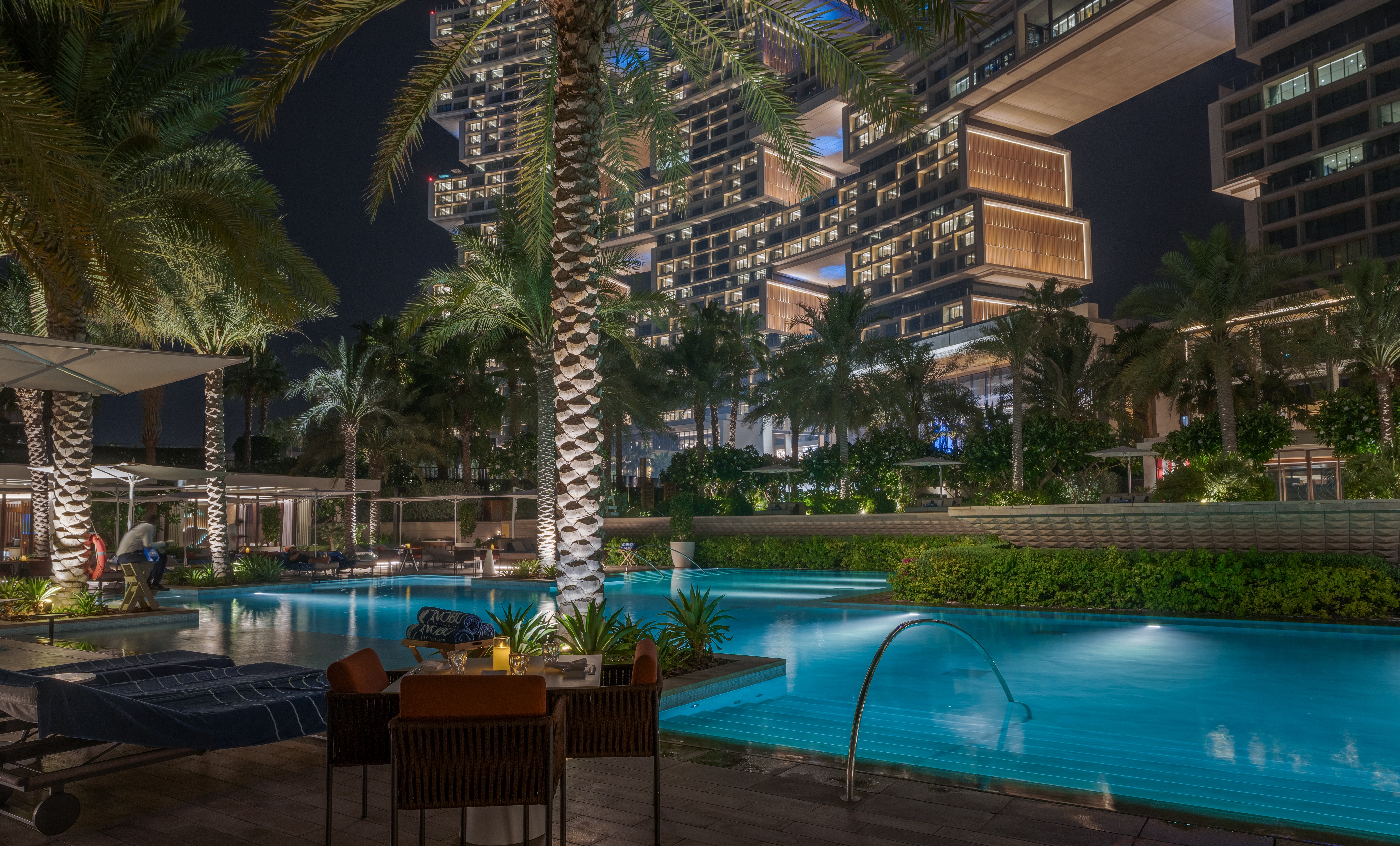 Nobu By The Beach At Atlantis The Royal Unveils A Luxurious Night Swim ...
