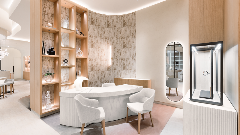 A REDESIGNED FLAGSHIP BOUTIQUE OPENS IN DUBAI