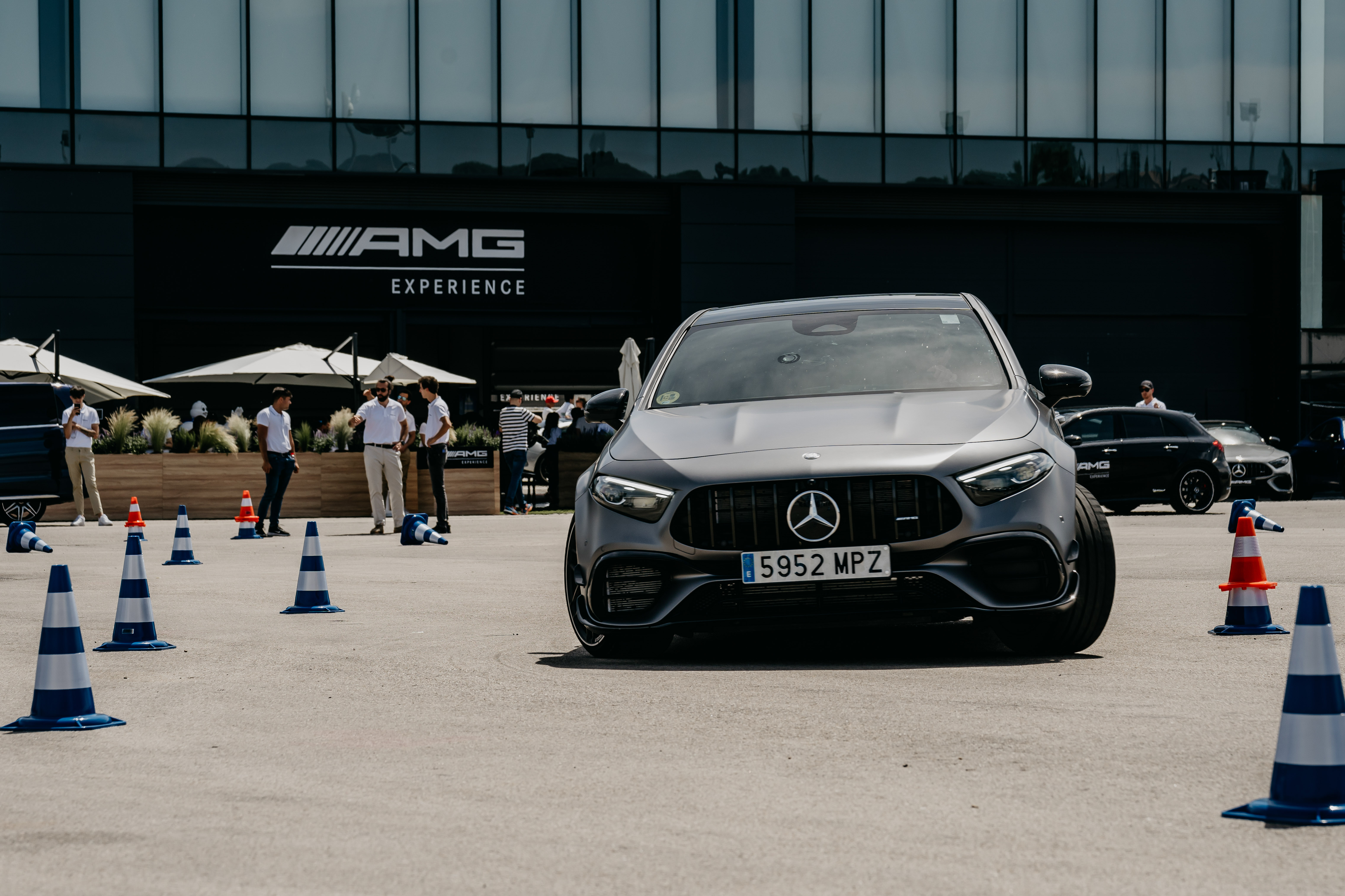 AMG EXPERIENCE ON TRACK: a marca de elevado desempenho apresenta toda a ...