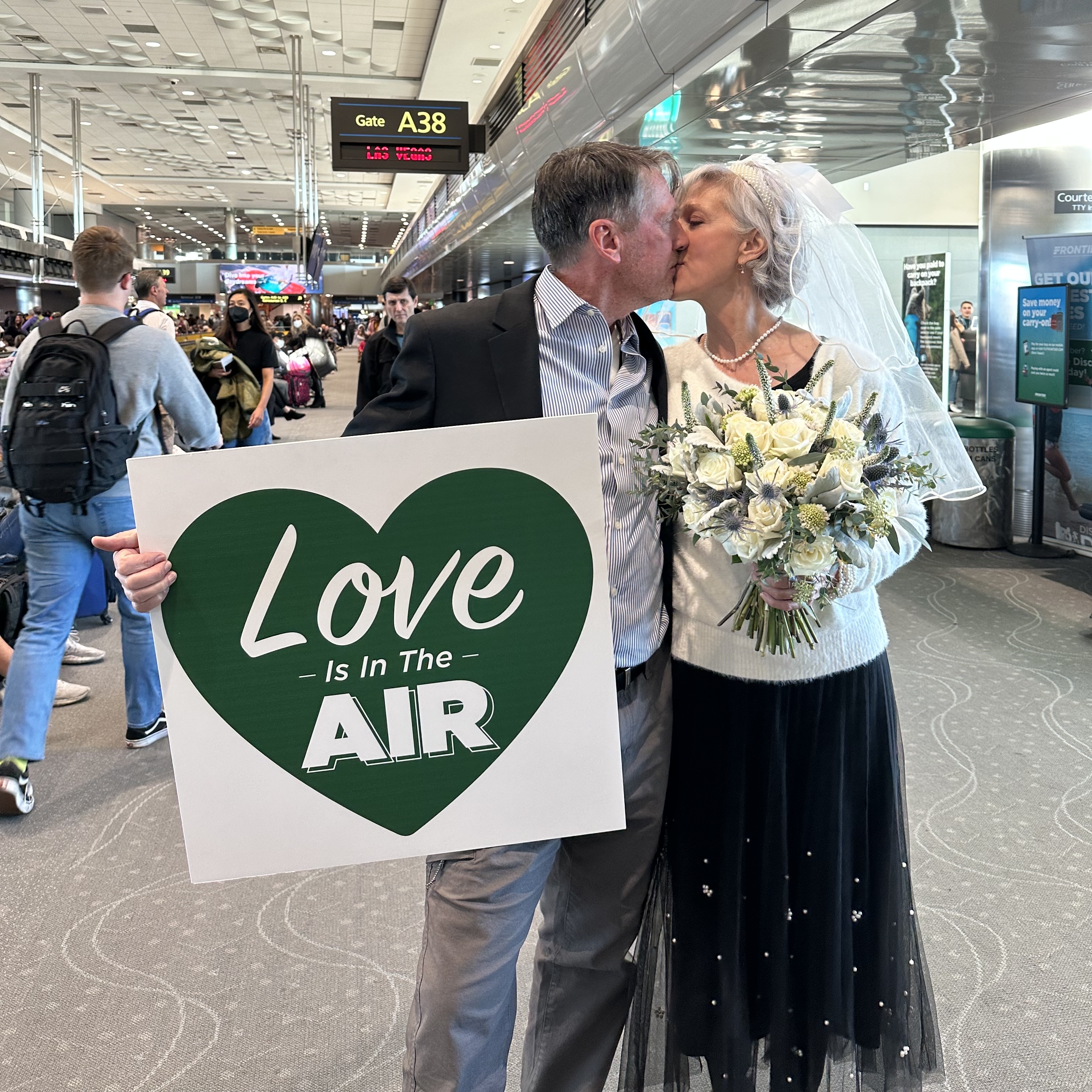 Frontier Airlines Celebrates "Wedding in the Sky"