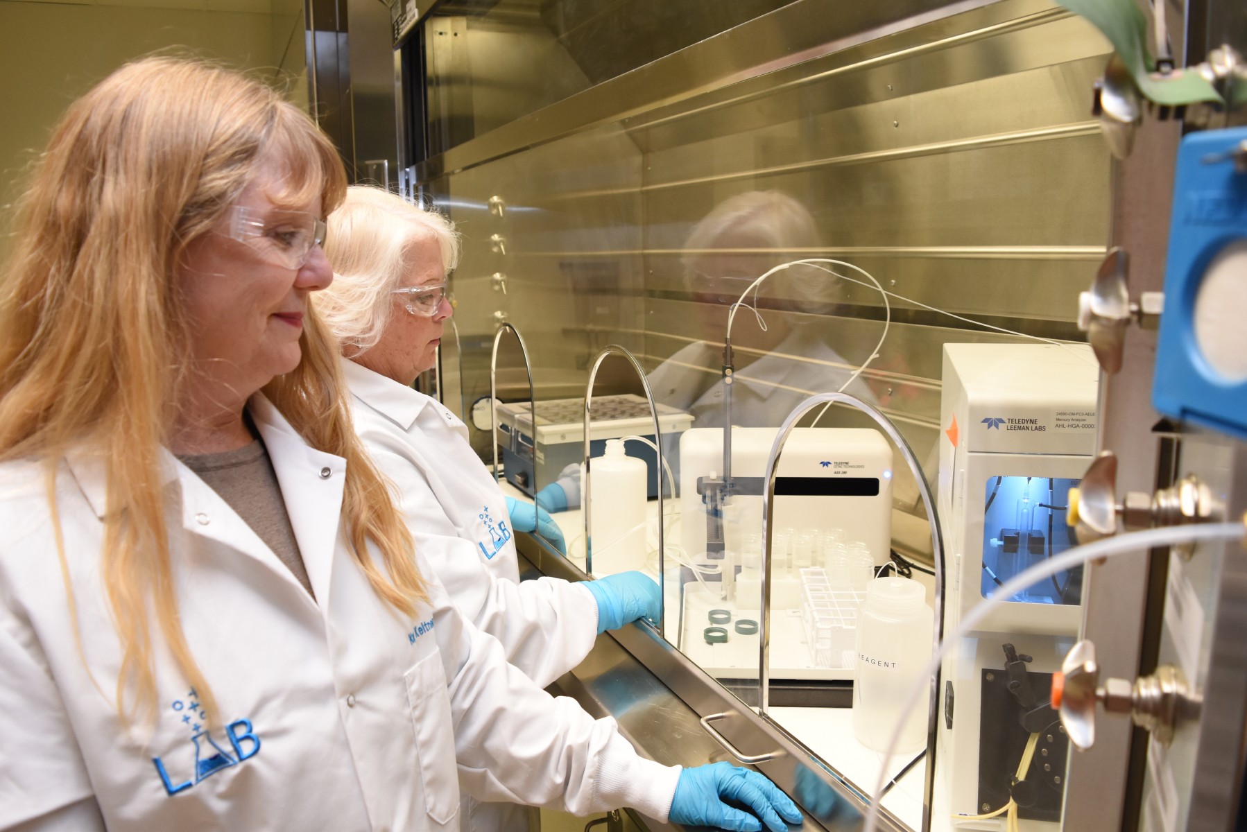 Vit Plant chemists begin work at Analytical Laboratory