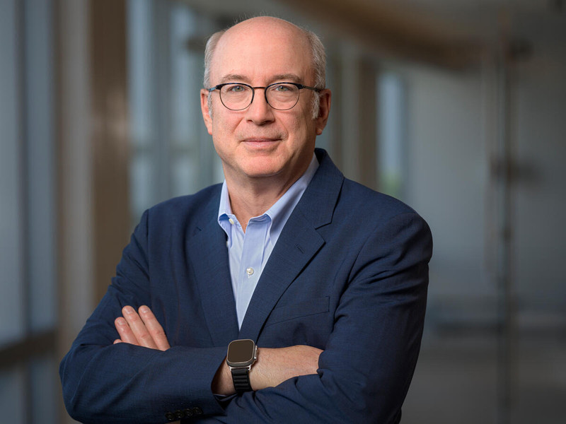 Dr. Peter L. Slavin, el Nuevo Presidente y Director General de Cedars-Sinai