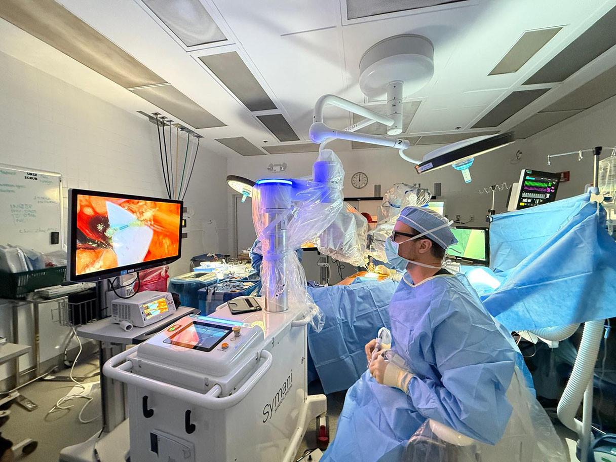 Cedars-Sinai Expands Use of New Robot-Assisted Microsurgery