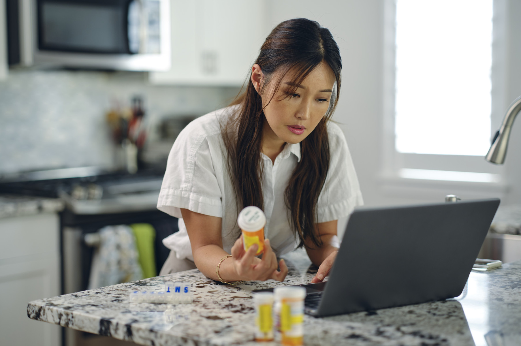 Could direct-to-consumer drug pricing compete with prescription insurance?