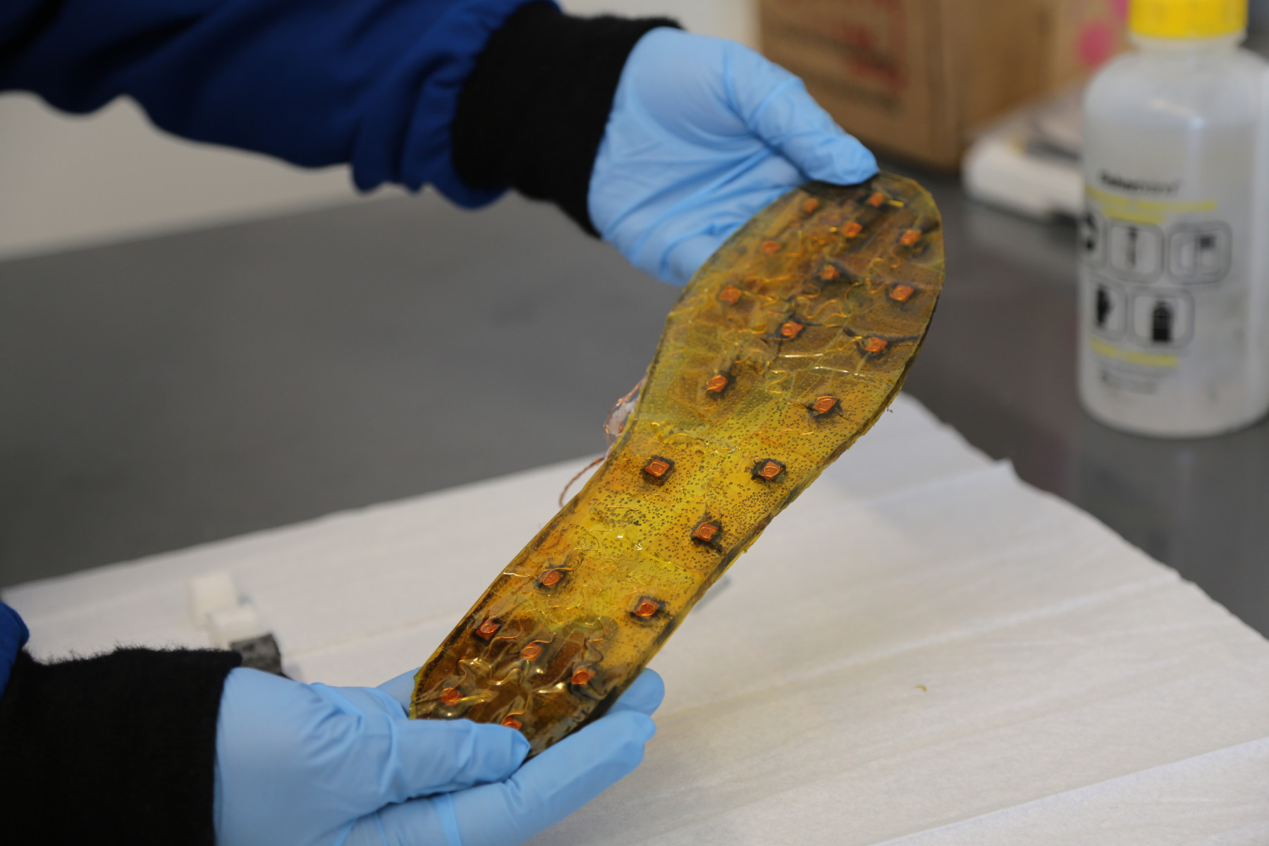 A wearable smart insole can track how you walk, run and stand