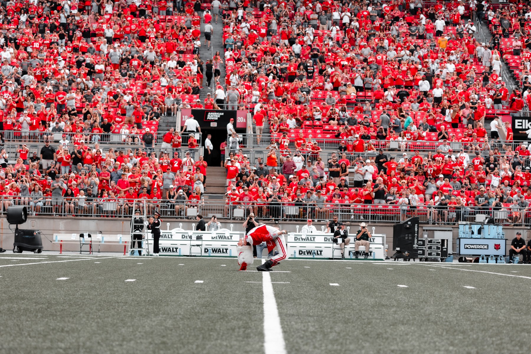 Tbdbitl Climbs Stairway To Halftime