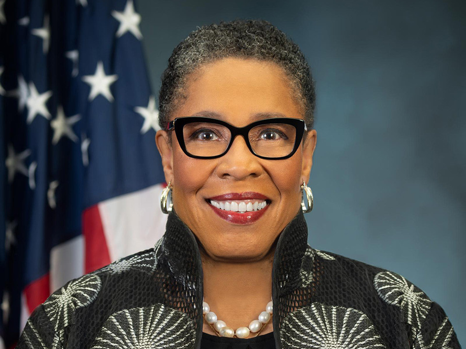 HUD secretary to address Ohio State summer graduates