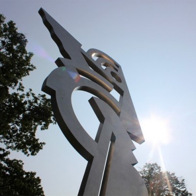 7 things to know about the Modern Head sculpture