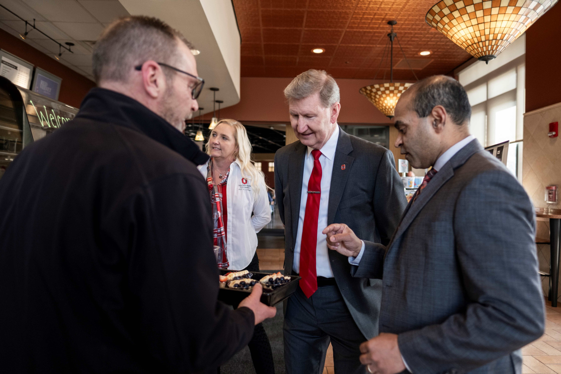 Ohio State Dining Services shows President Carter how campus is fed