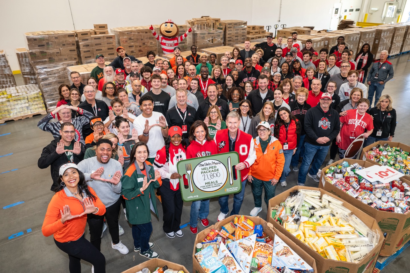 Ohio State, Miami team up for Cotton Bowl community service project