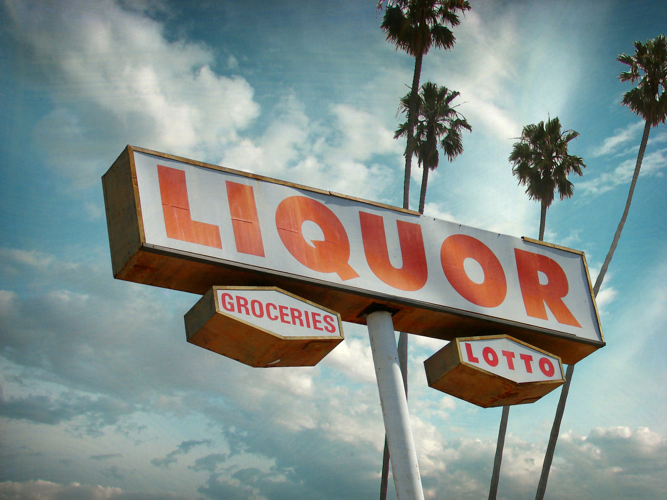 Local alcohol availability related to child maltreatment