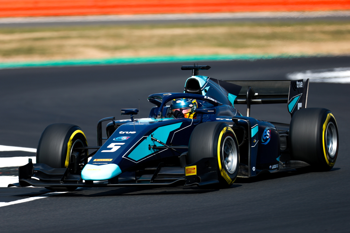 HOT RACING IN FORMULA 2 AND GP3 – WHERE PIQUET CLAIMS HIS FIRST WIN