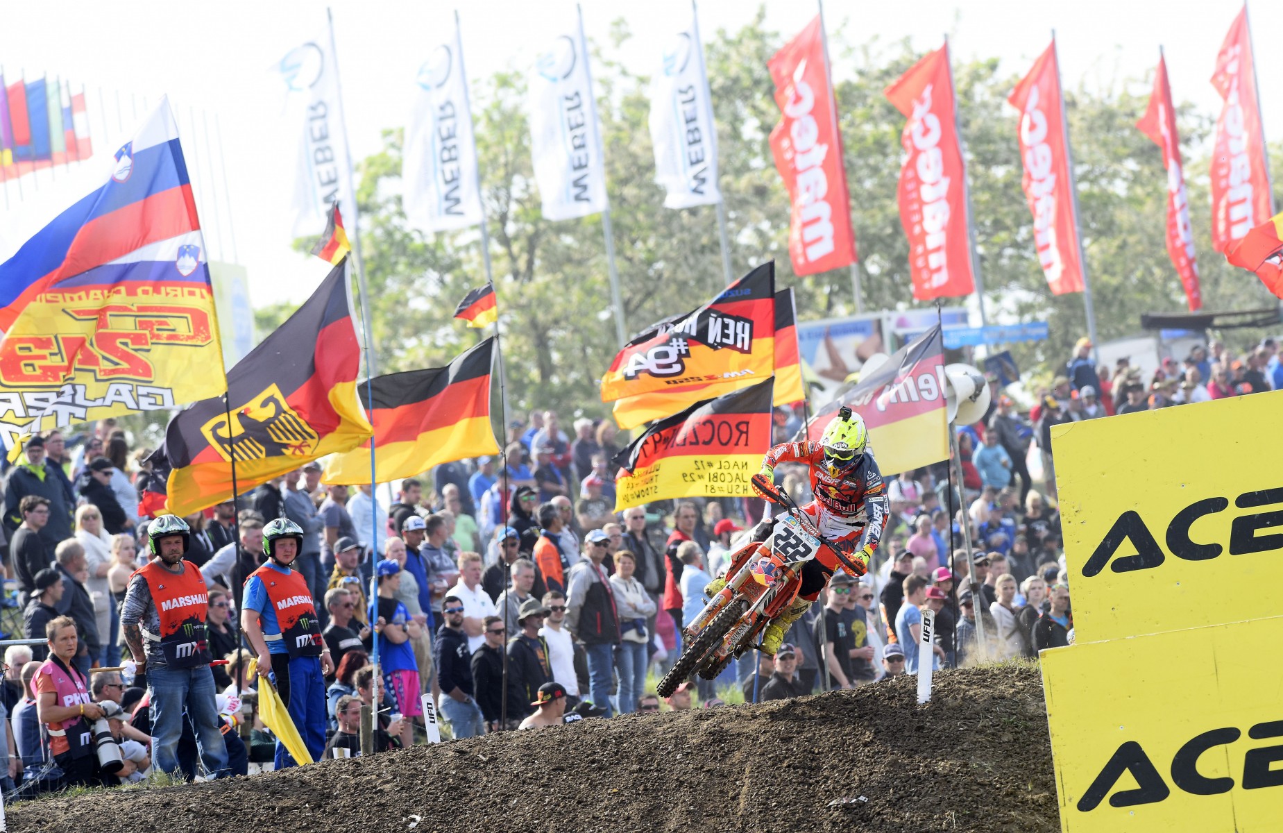 Pirelli rules the podiums of the Grand Prix of Germany of Motocross in ...