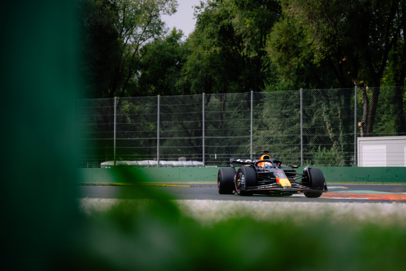 Four teams on track in Monza with Pirelli to test 2026 compounds