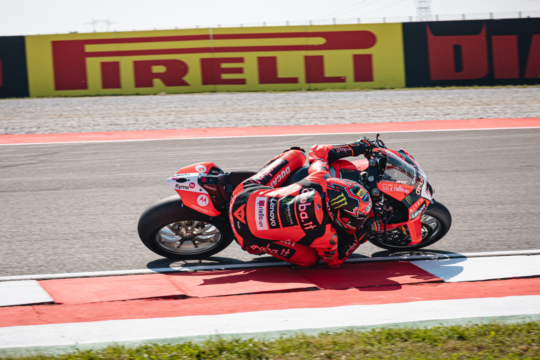 Bulega wins with new rear SCX in Cremona