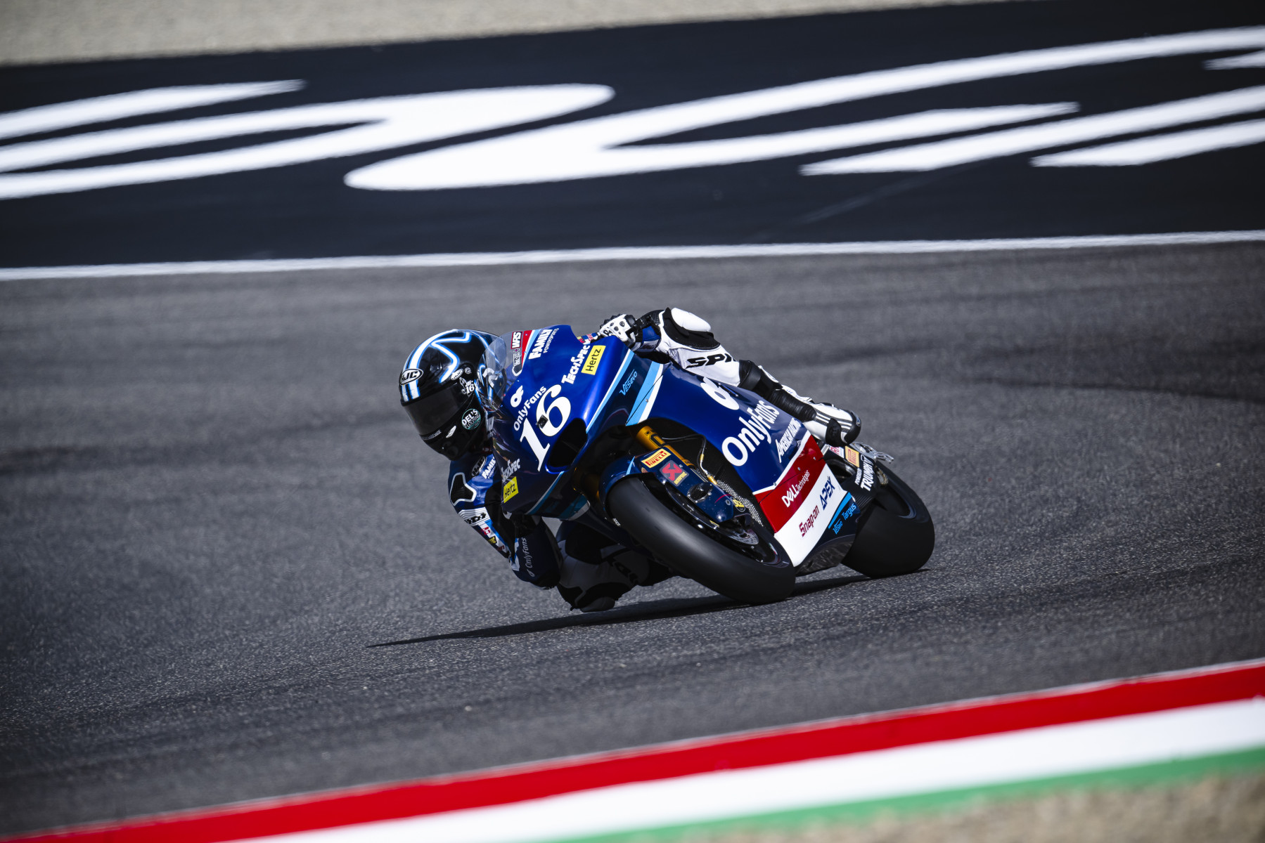 Standard Pirelli tyres for the new all-time lap records in Mugello