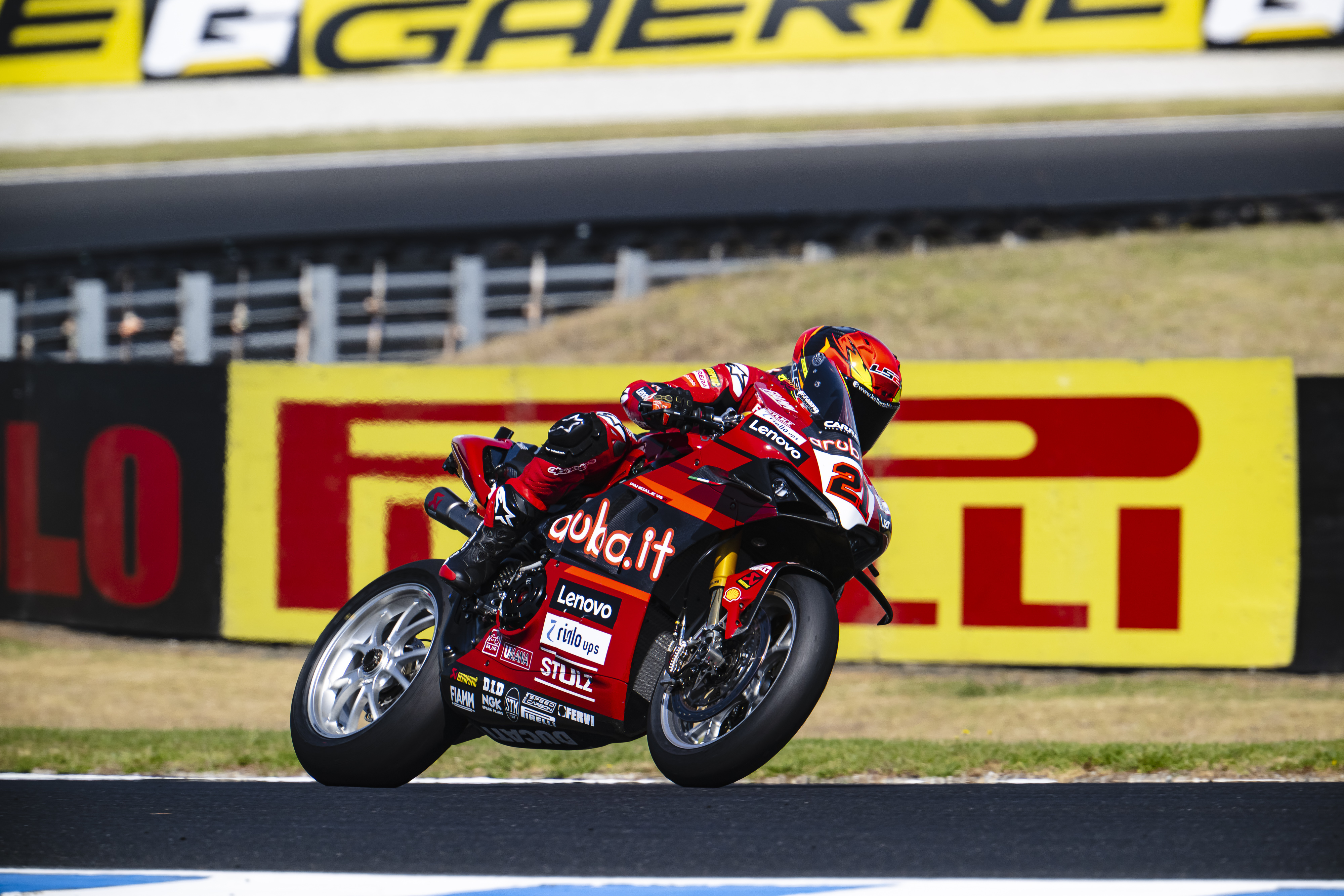 Pirelli slicks and rain tyres for the Ducati sweep