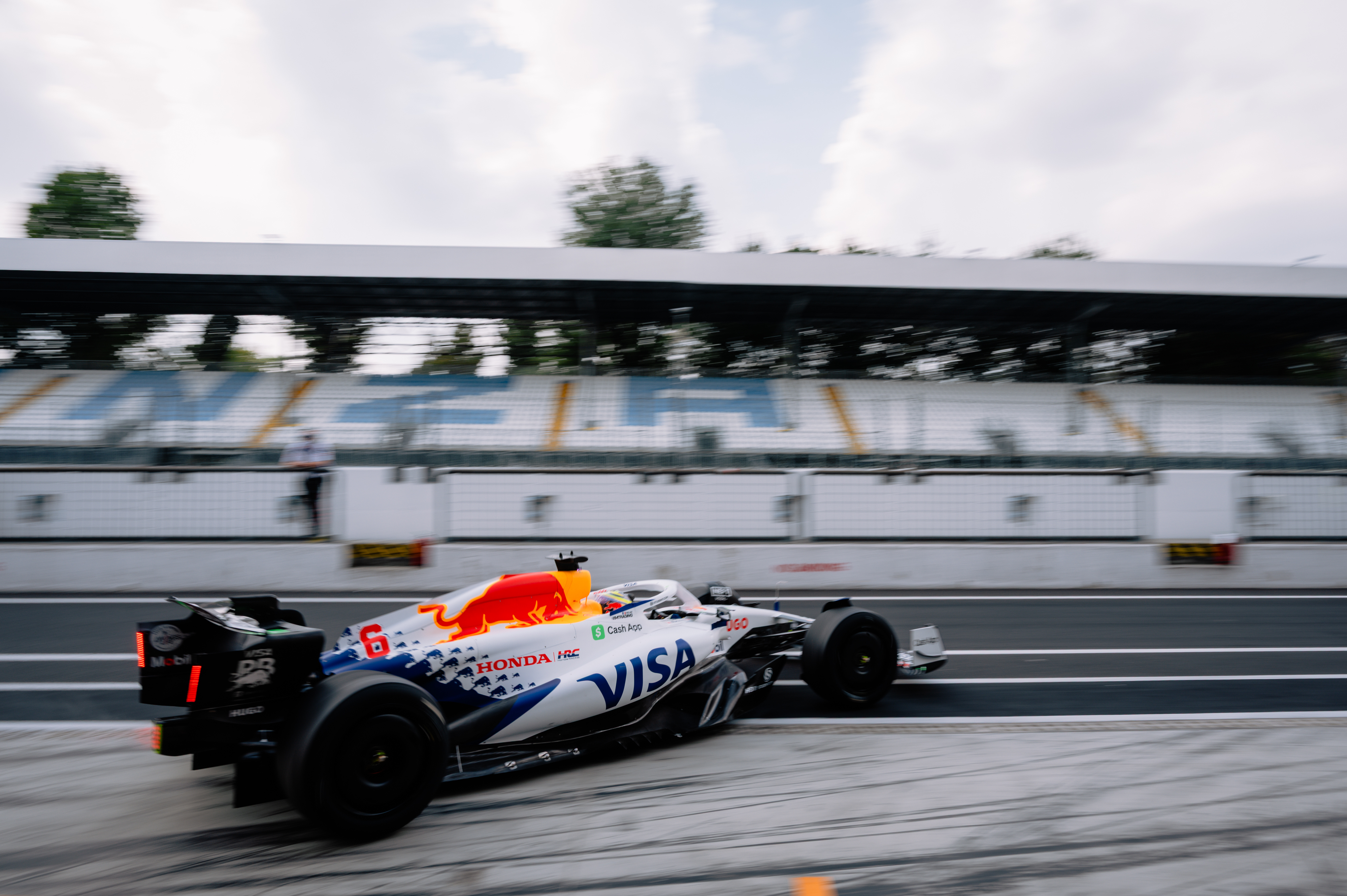 Four teams on track in Monza with Pirelli to test 2026 compounds