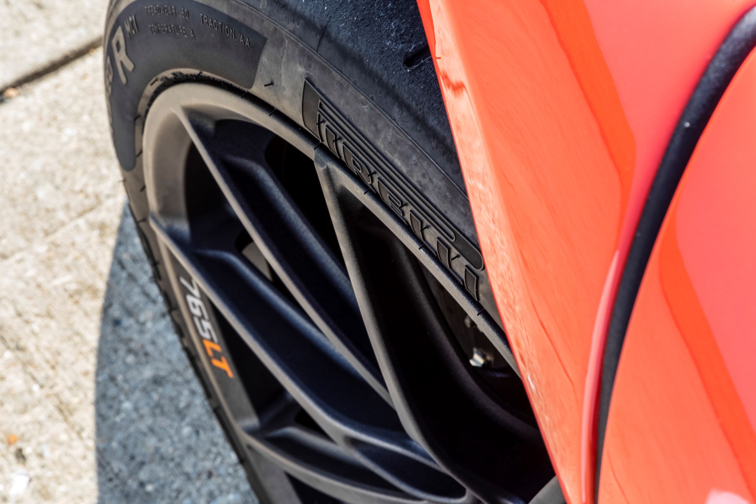 PIRELLI LAUNCHES NEW P ZERO TROFEO R FOR THE FASTEST-EVER McLAREN SUPER ...