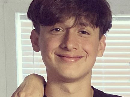 Hamilton Police seek assistance locating missing male