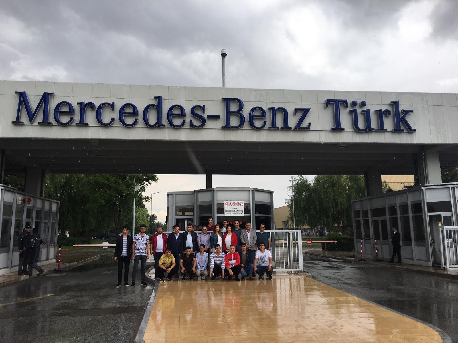 Mercedes-Benz Türk sürdürülebilir eğitimi desteklemeye devam ediyor