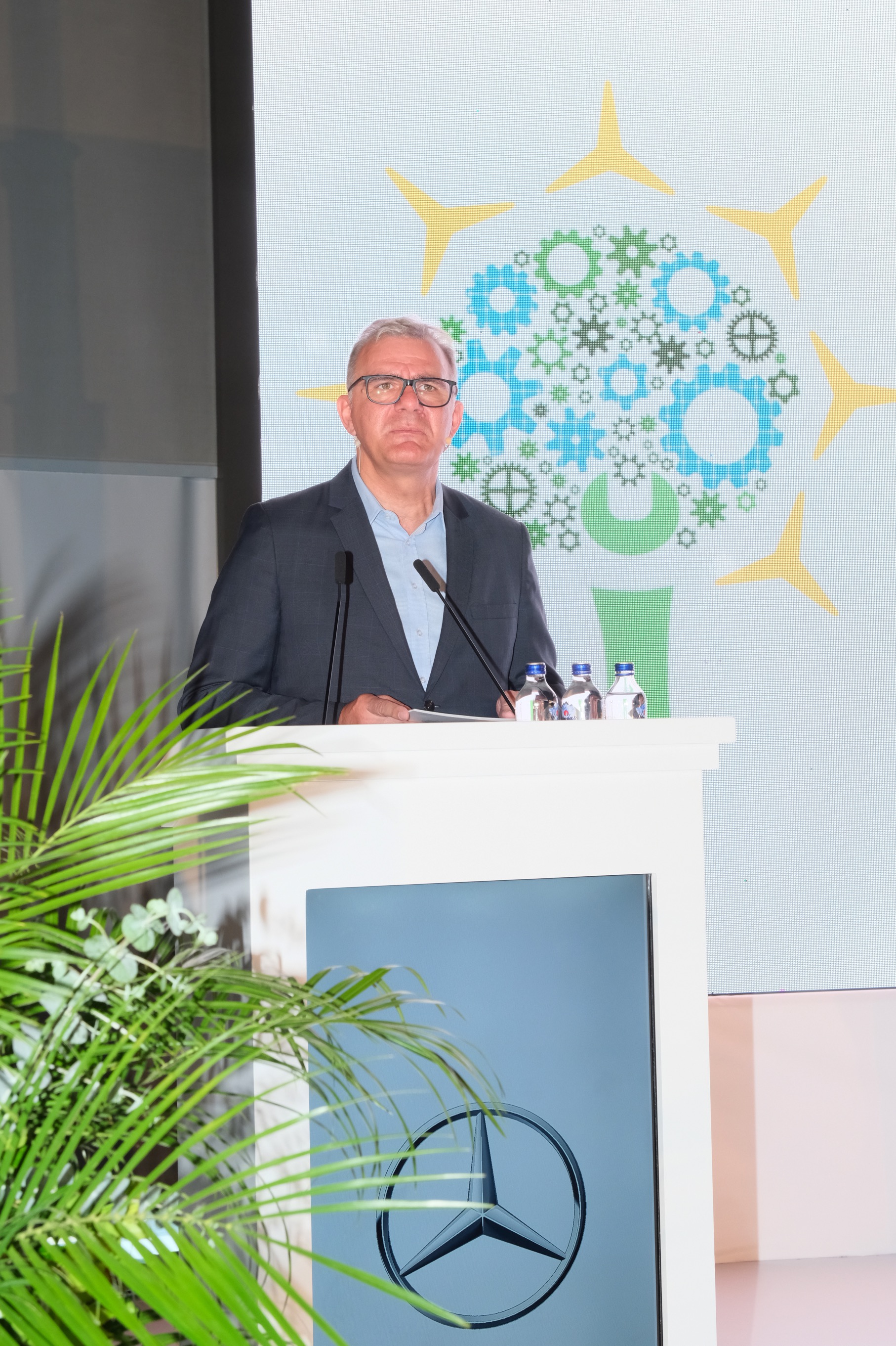 Mercedes-Benz Türk’ten yenilenebilir enerji hamlesi