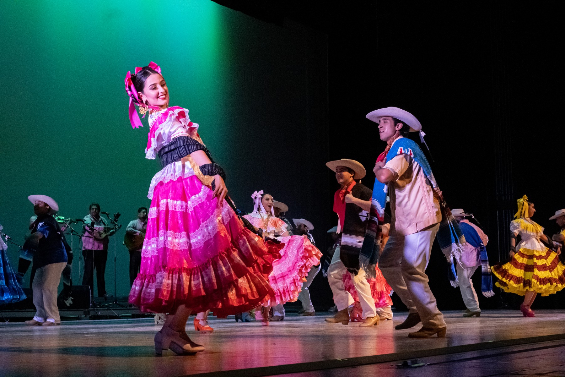 STC Folklorico Keeping Their Feet Moving