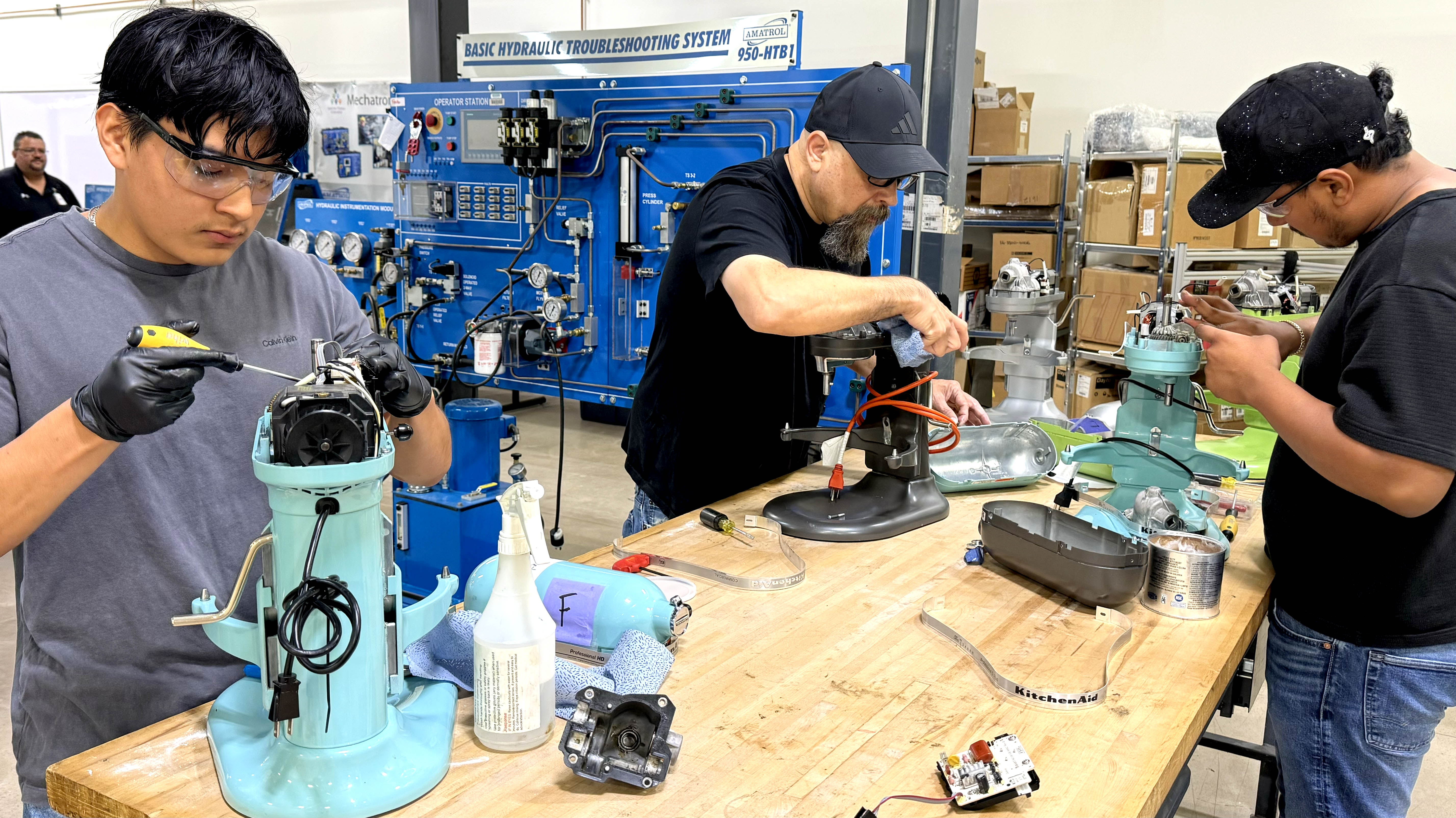 STC Advanced Manufacturing Technology students breathe new life into culinary equipment