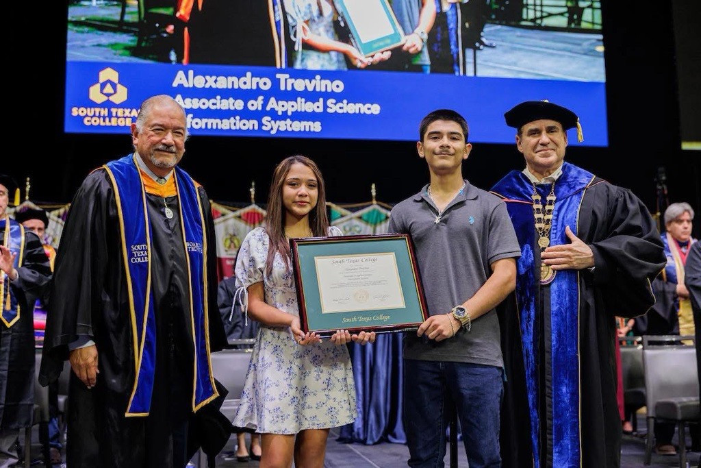 In memory…STC honors student’s family with posthumous degree