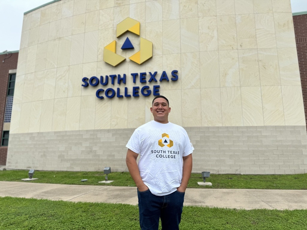 McAllen police officer graduates from STC while balancing family and ...