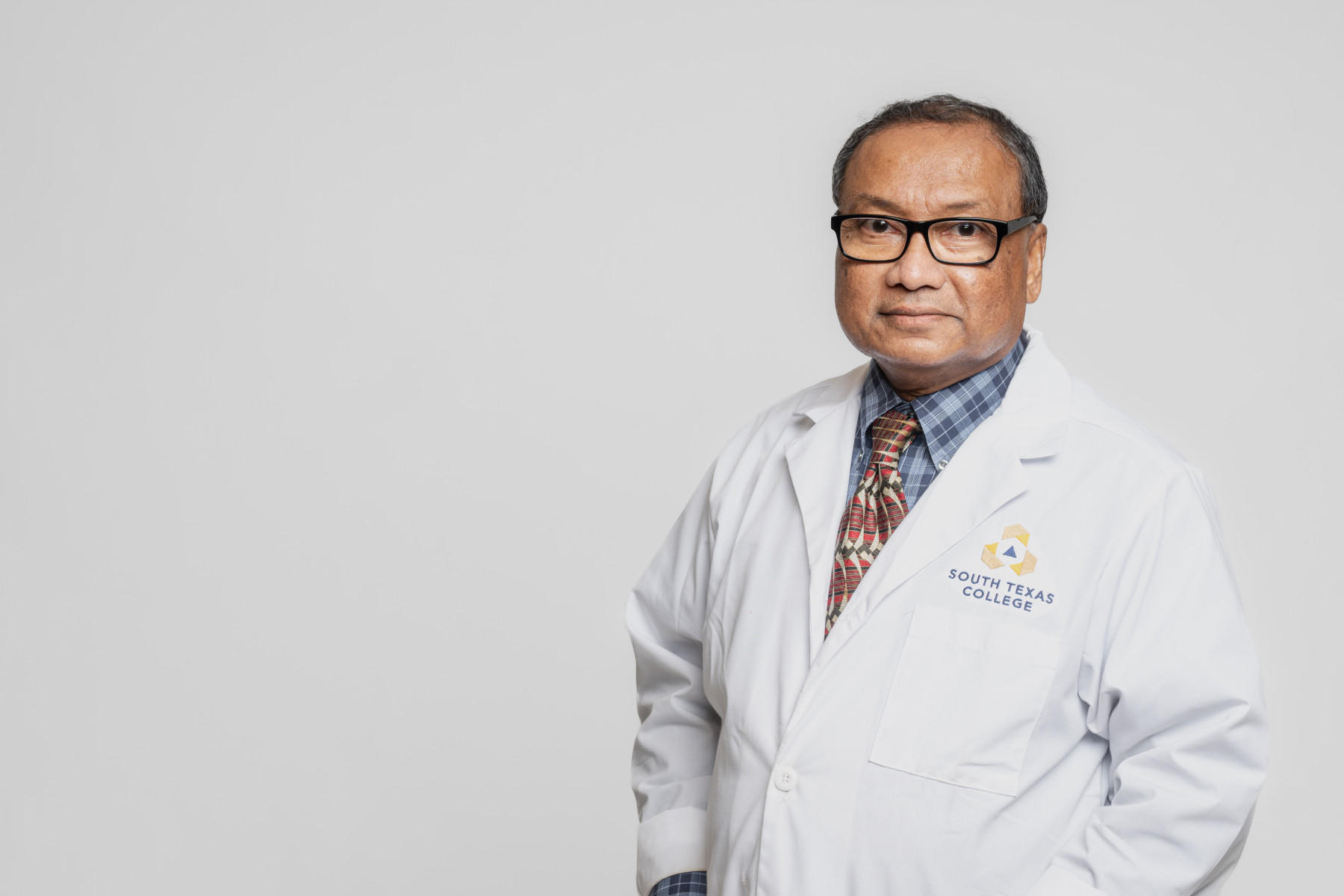 Celebrating academic excellence, Biology professor receives faculty ...