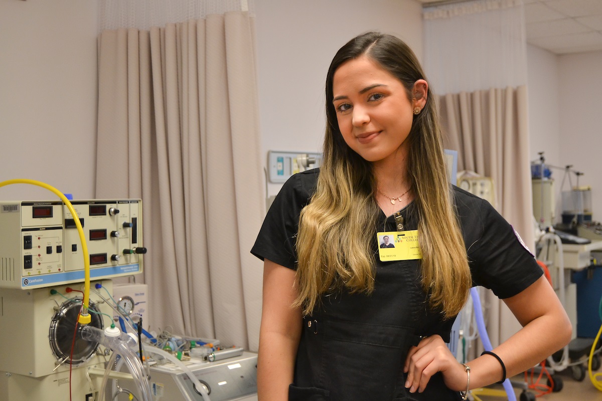 Future Respiratory Therapist Laura Barrera says anything is possible ...