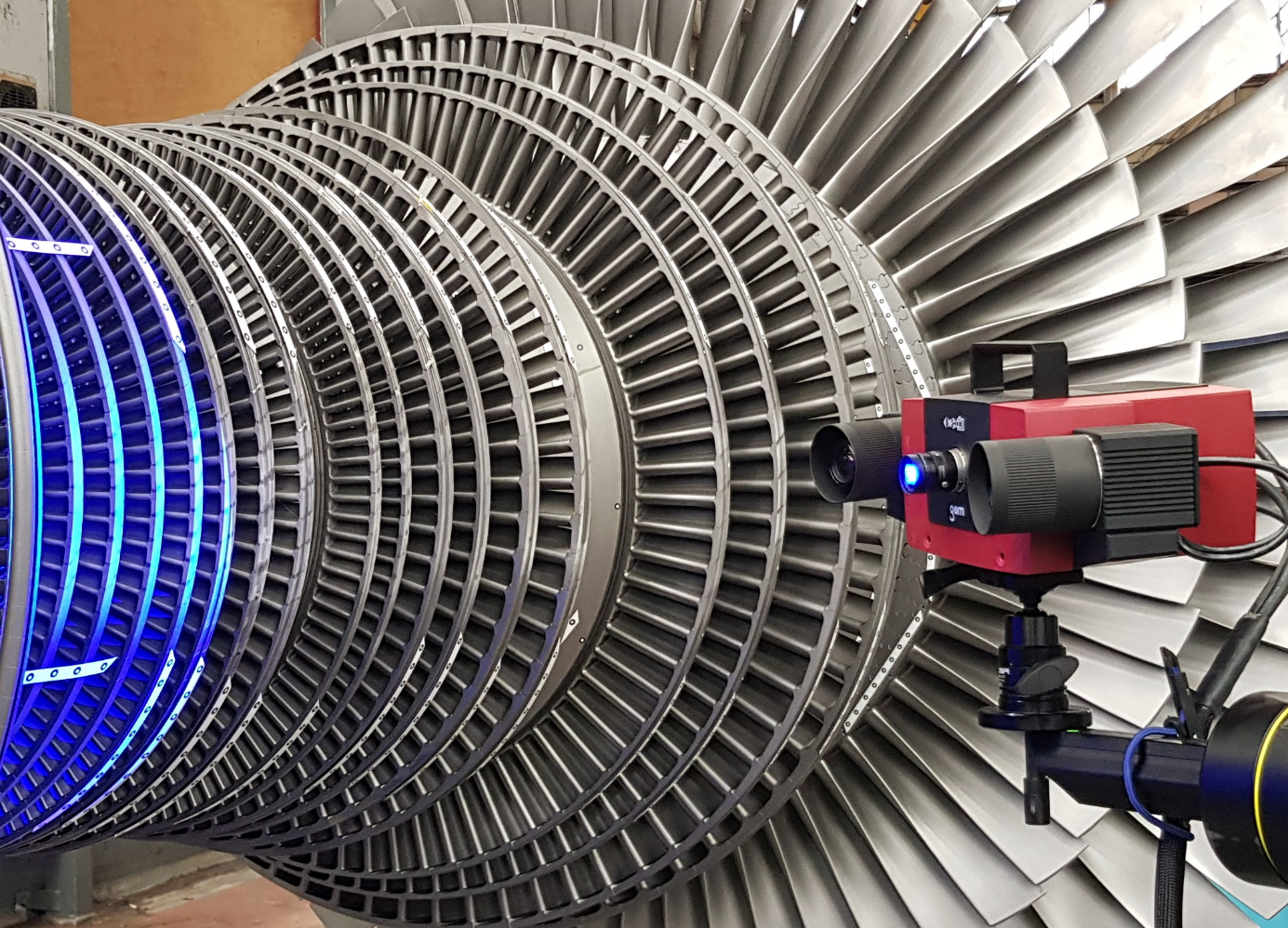 Independent solutions for complex energy issues
