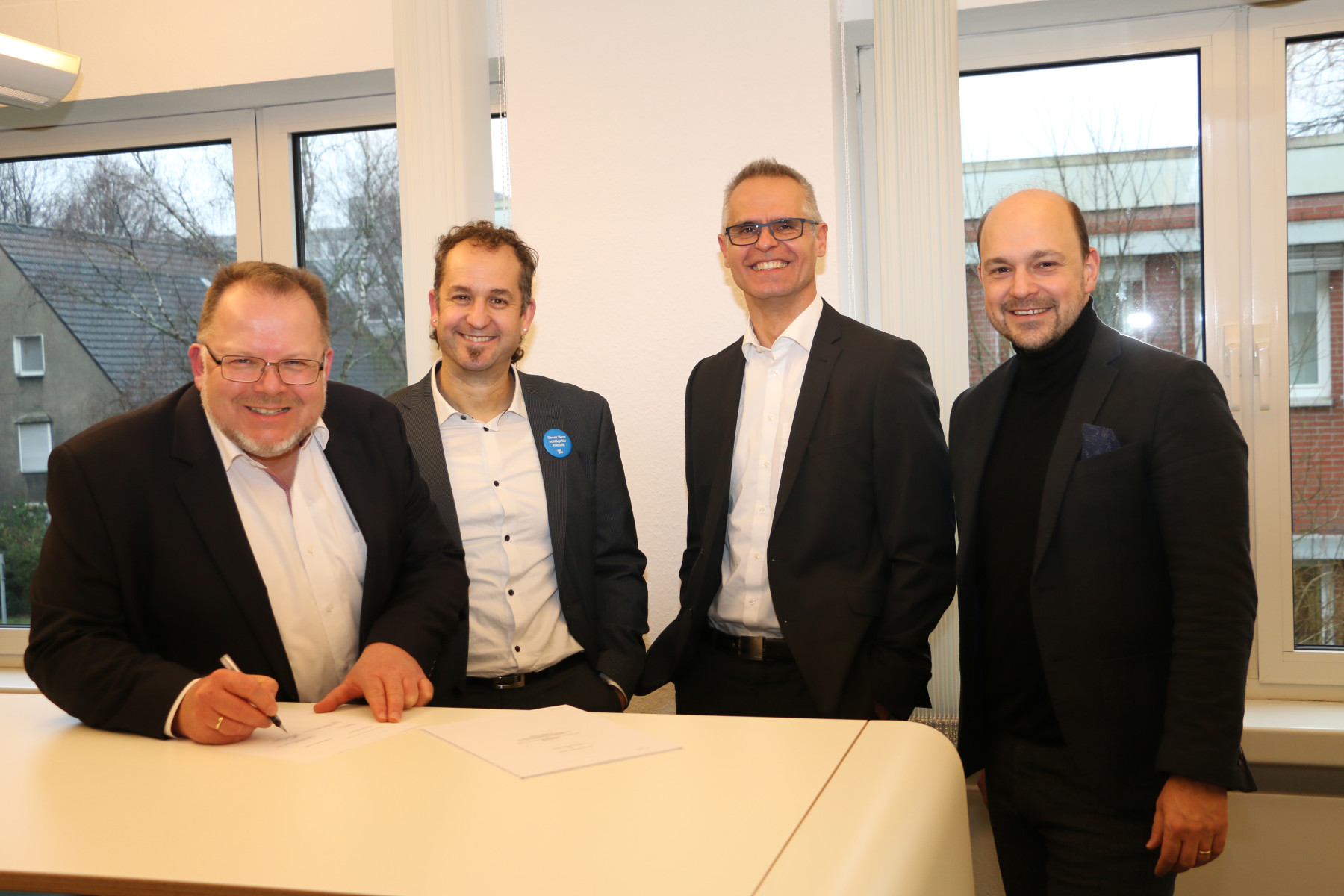 Sustainable project to generate district heating for the Ruhr region starts at Evonik's Herne site