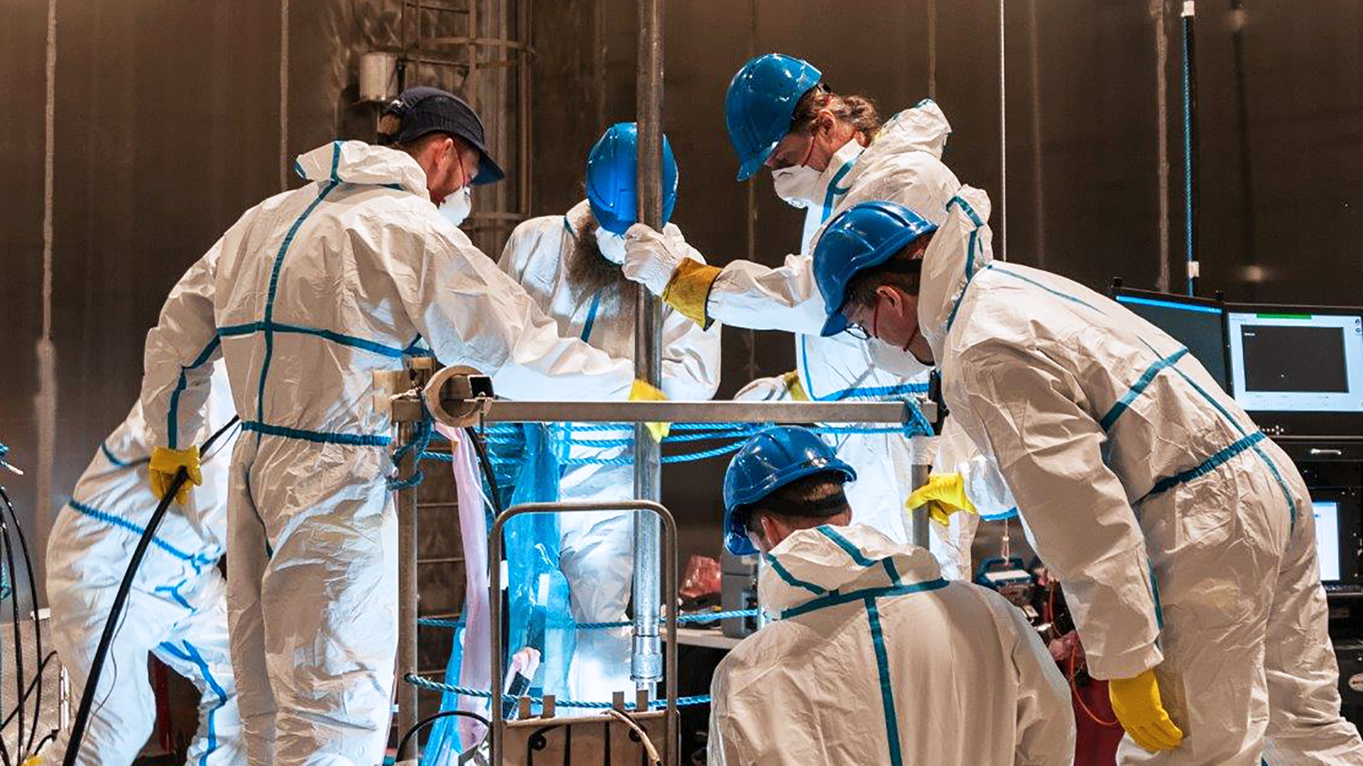 Making industrial history by recycling radioactive waste