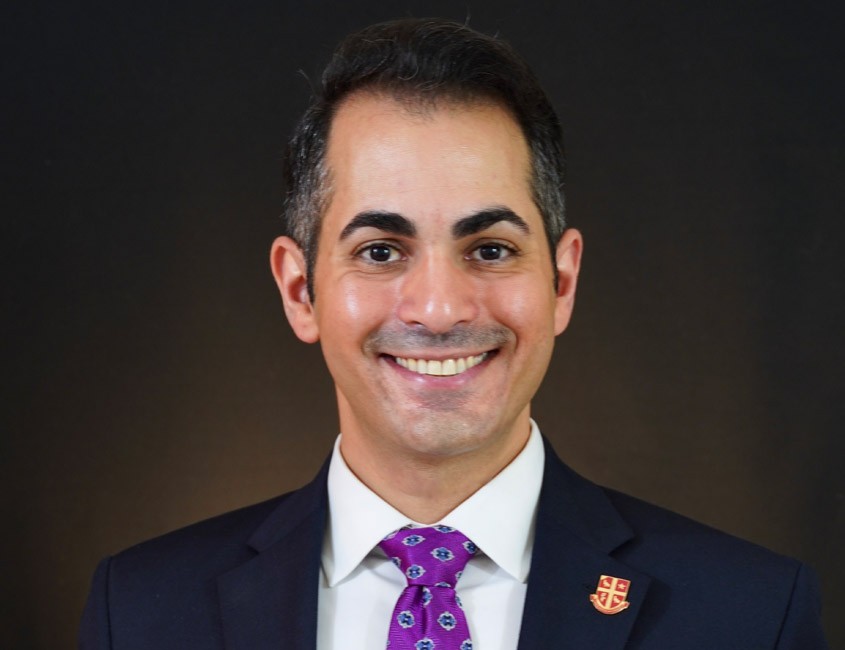 Alumnus With Hard-Work Knack for Landing on His Feet