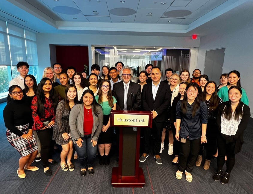 Cameron Business Students Learn to Market Houston Globally