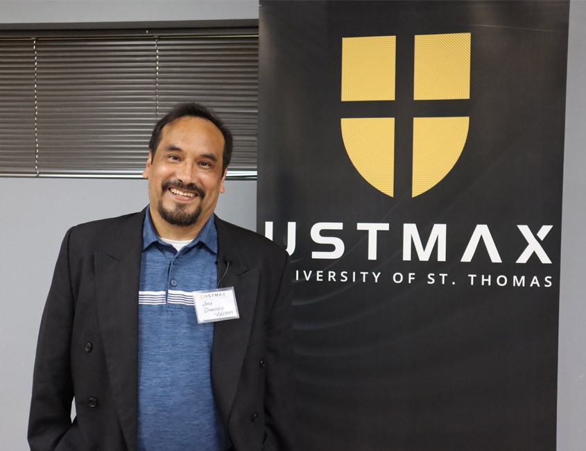 UST Offers two online, in Spanish graduate theology degrees