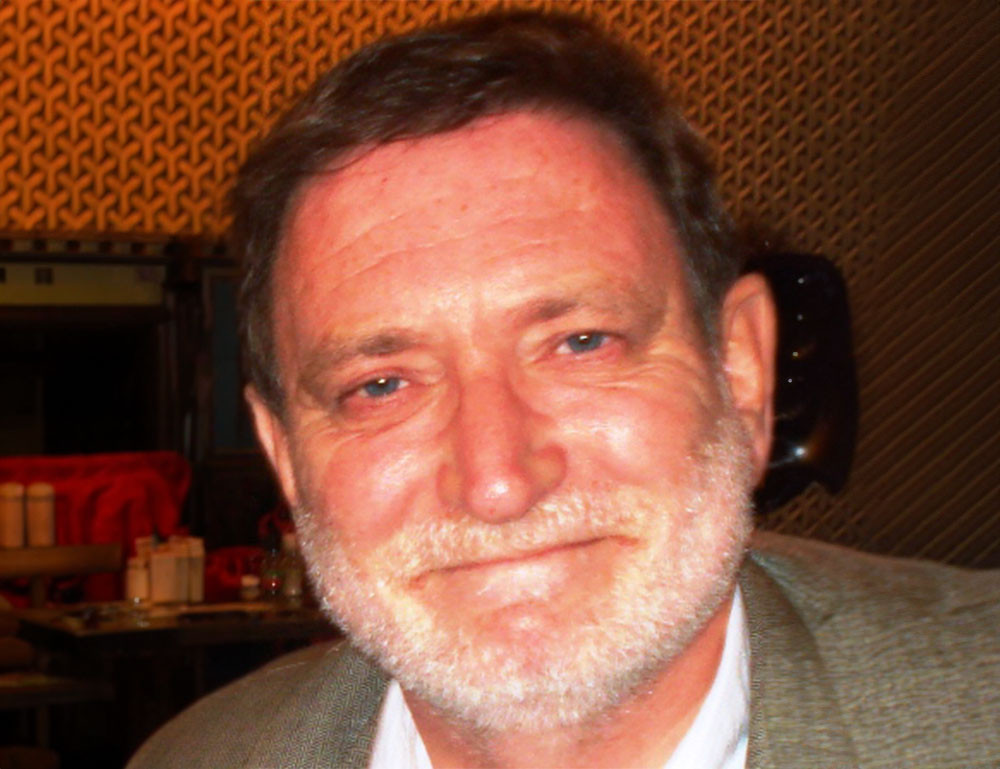 Kilt-wearing philosophy professor Dr. Martin retires