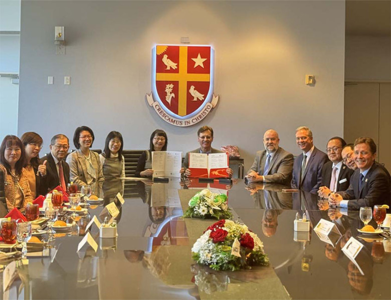 UST strengthens sister university relationship in Taiwan