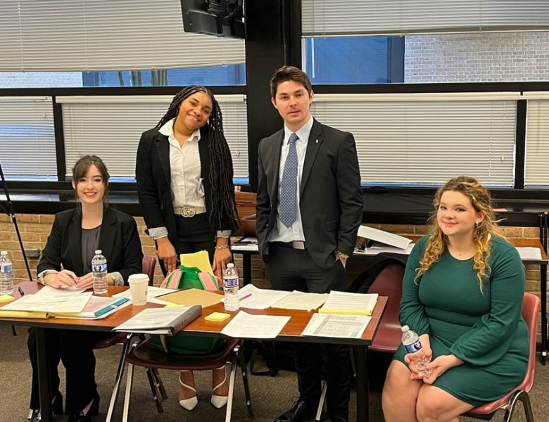 Regional Mock Trial Tournament Hosted by UST