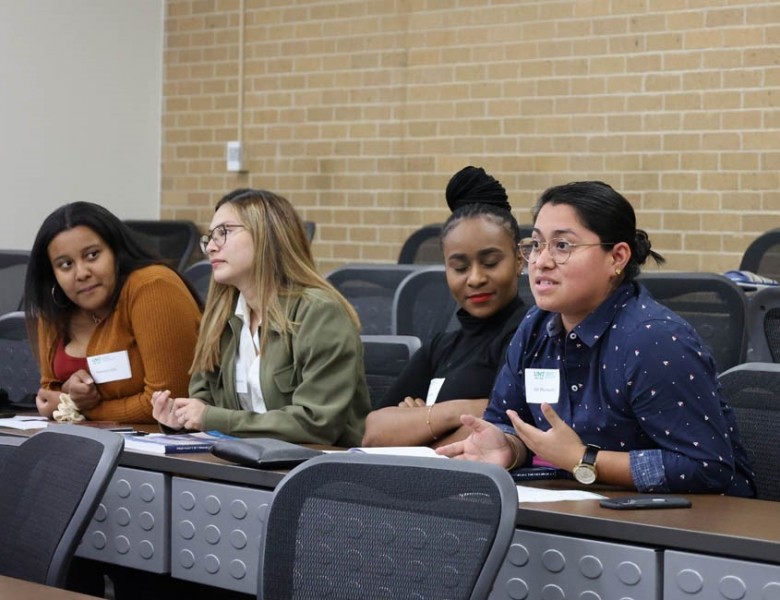 Mentoring Minority Students to Attend Graduate School