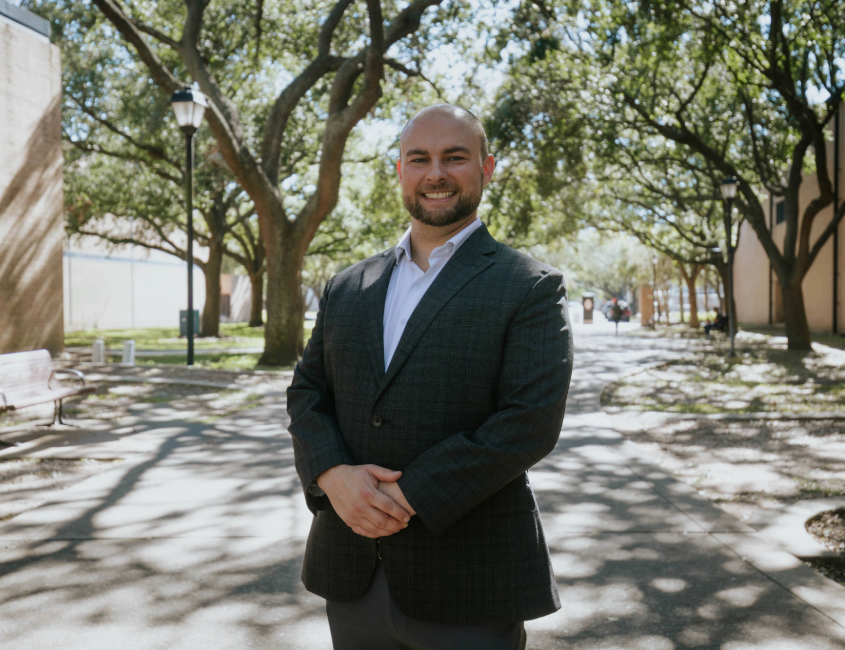 Ph.D. Student Wins National Award for Insights on AI, Human Intelligence